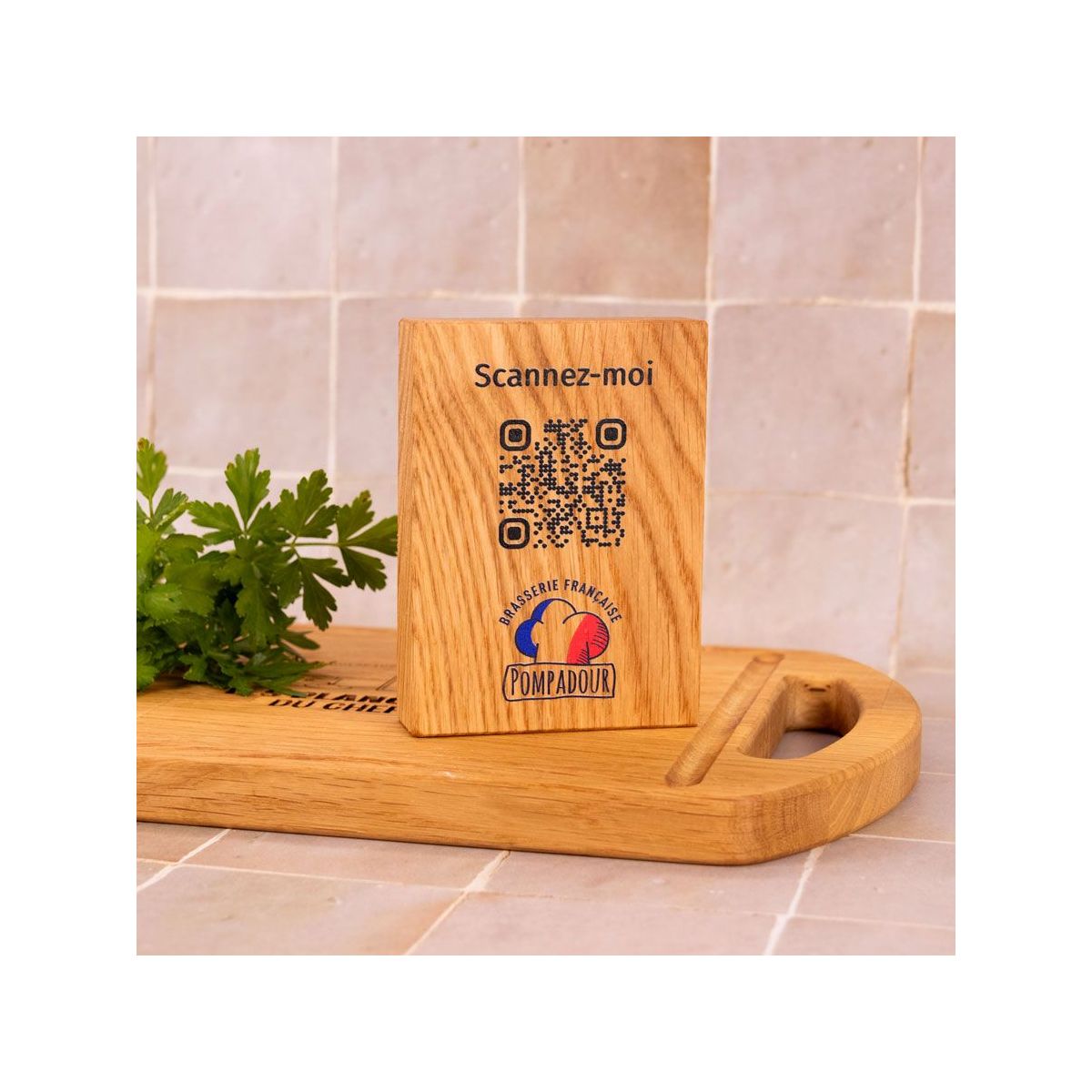 Support rectangulaire QR code en bois aspect laiton